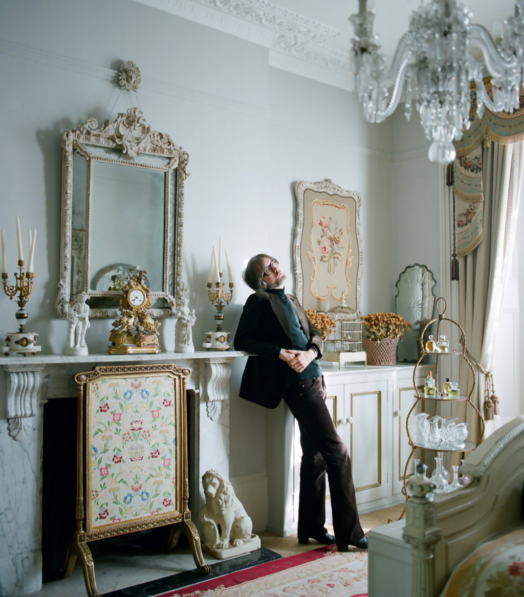 How a mythical Hollywood hotel inspired Jarvis Cocker and Chilly ...