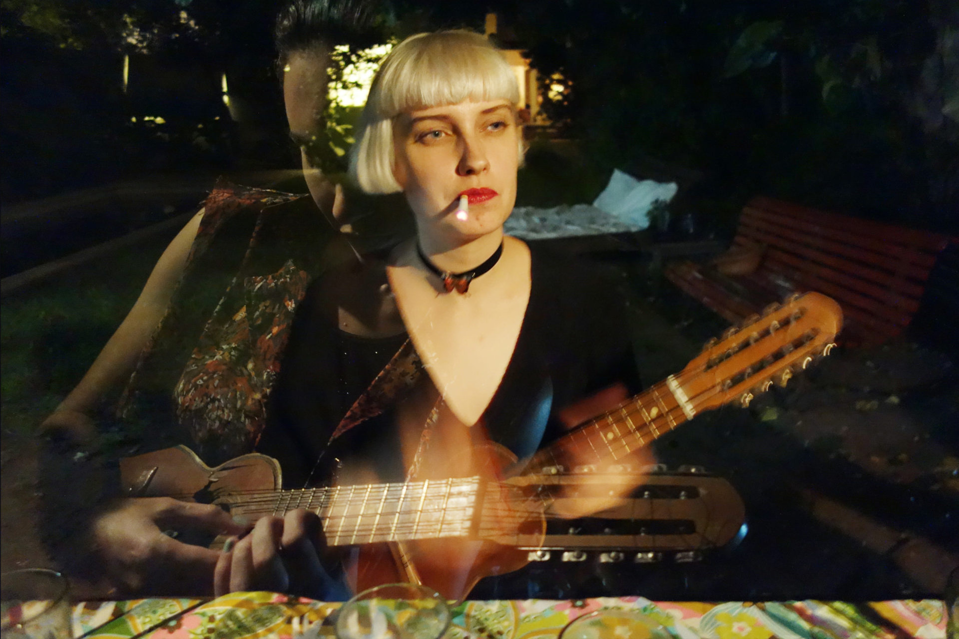 The one woman would be pop hit factory of Molly Nilsson - Loud And Quiet