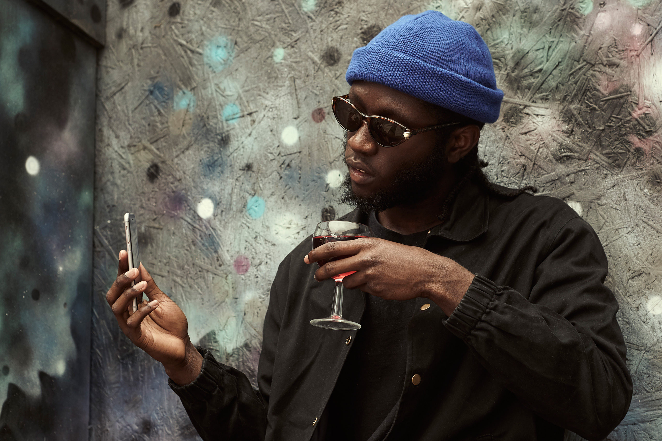 Denzel Himself - an artist on the invisible frequencies of experiential ...