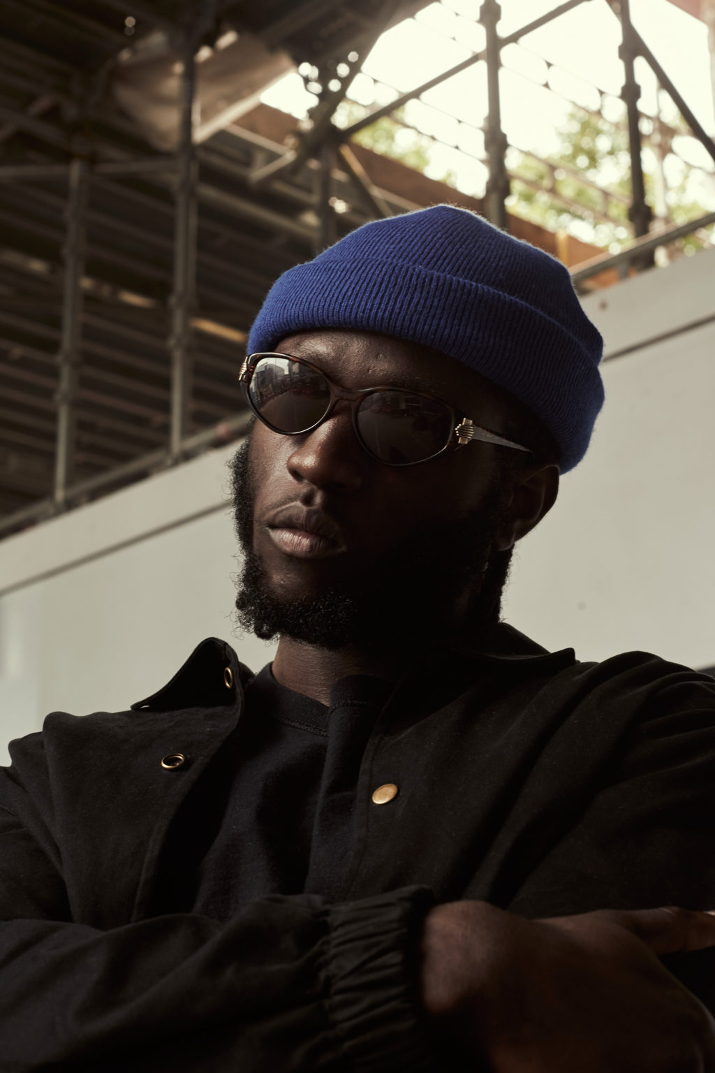 Denzel Himself - an artist on the invisible frequencies of experiential ...