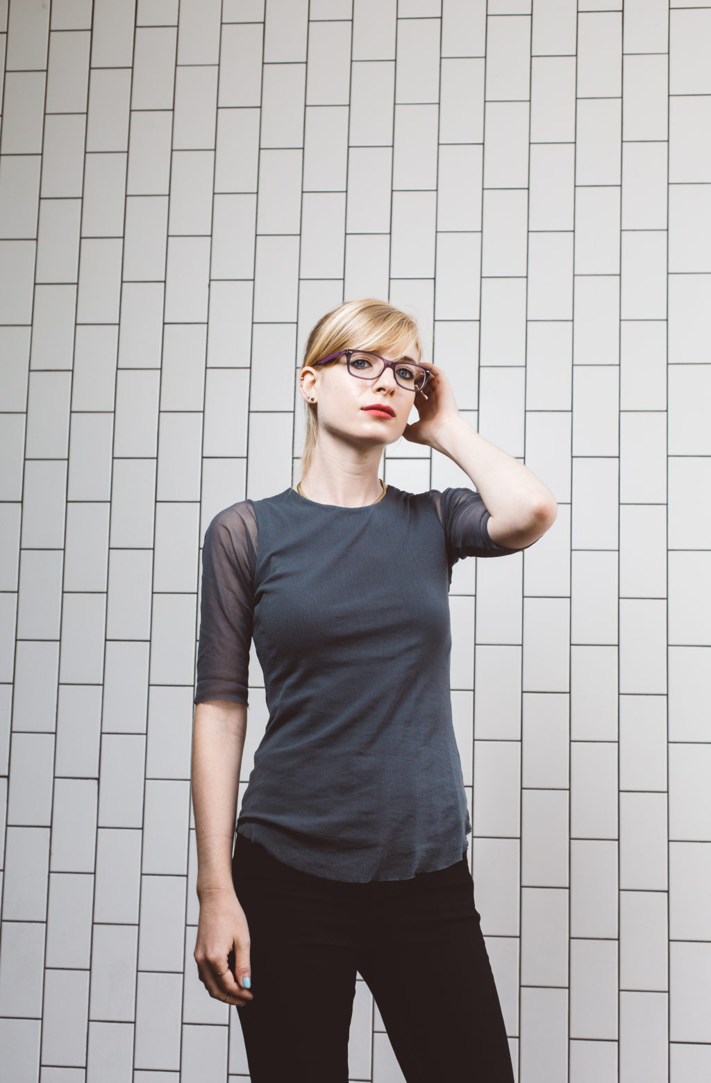 Kelly Moran – How to make a piano do more - Loud And Quiet