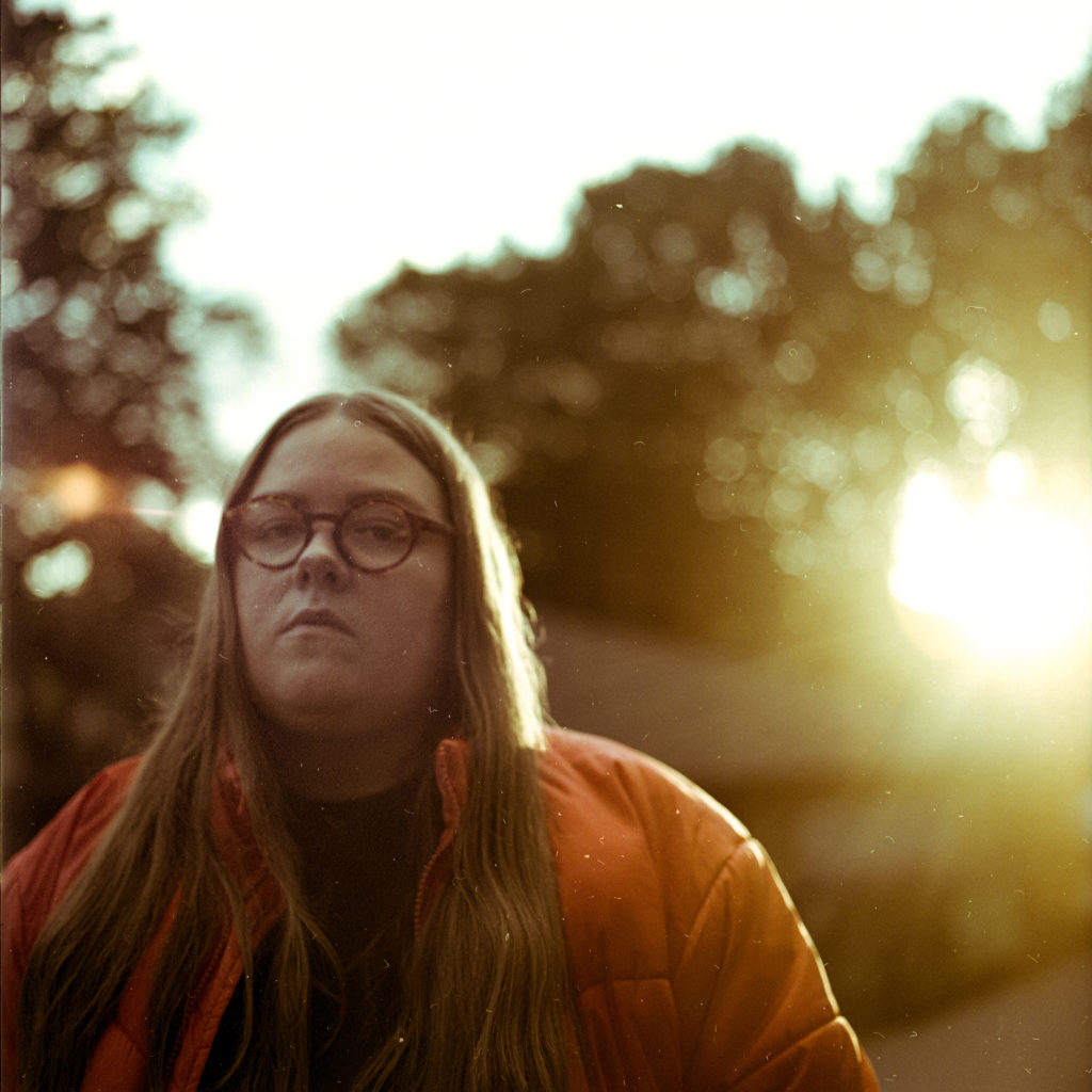 Emma Jean Thackray-5b - Loud And Quiet