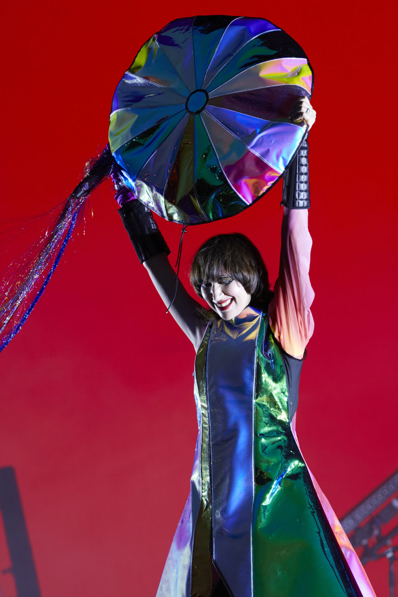 Yeah Yeah Yeahs showcase some huge-sounding new material