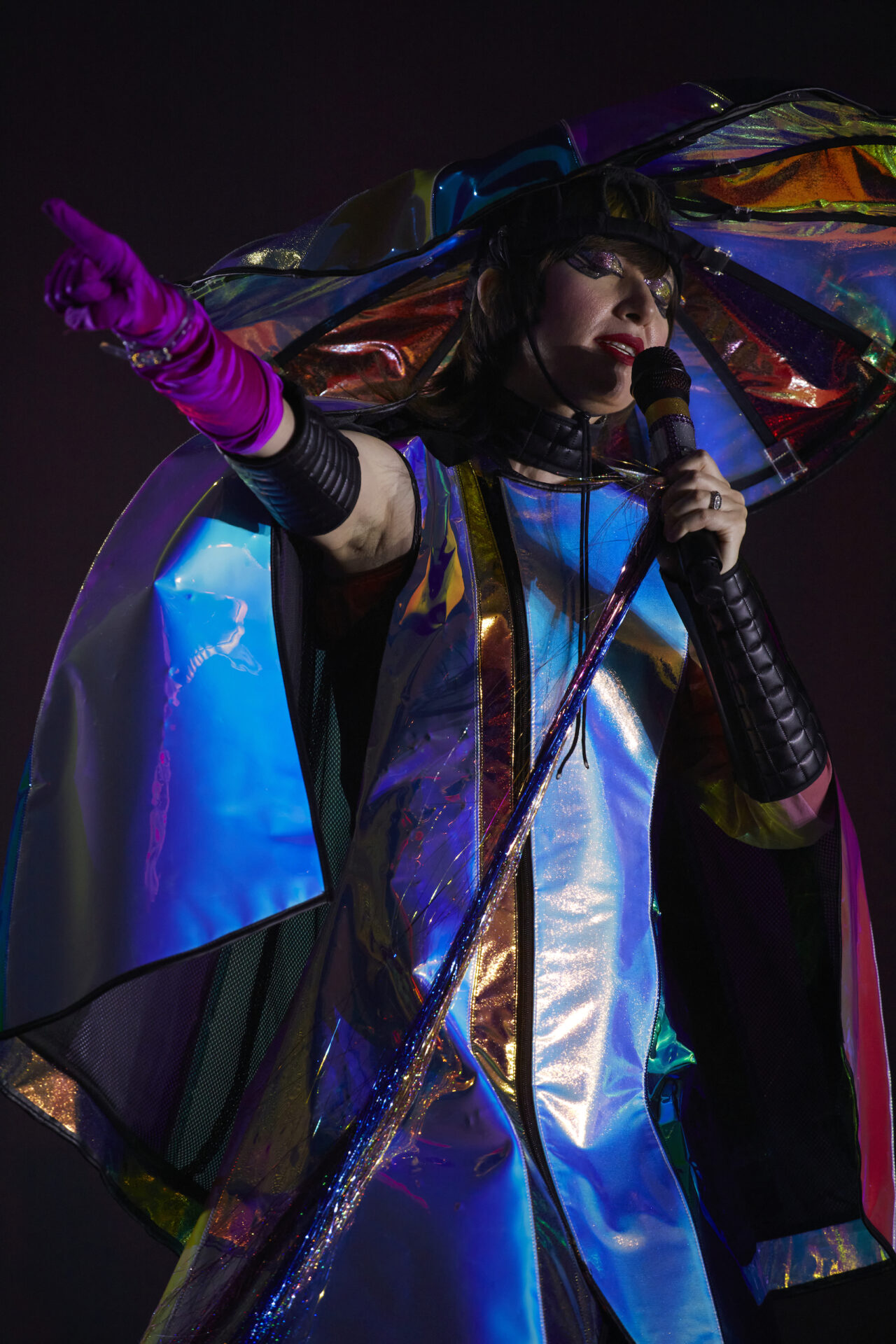 Yeah Yeah Yeahs showcase some huge-sounding new material