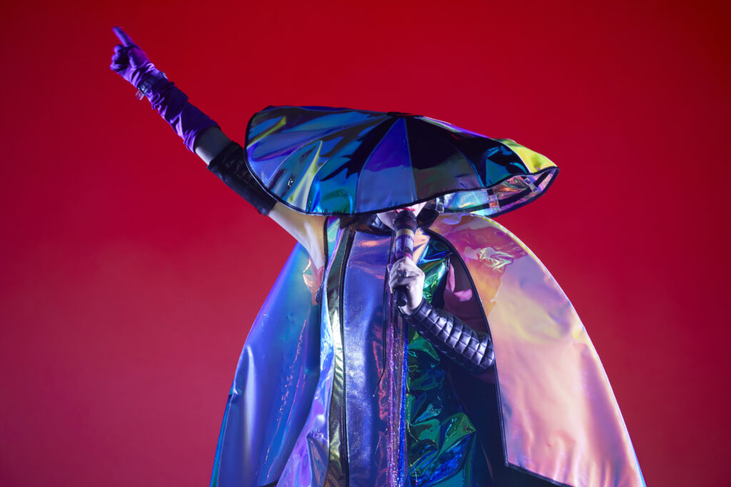 Yeah Yeah Yeahs showcase some huge-sounding new material