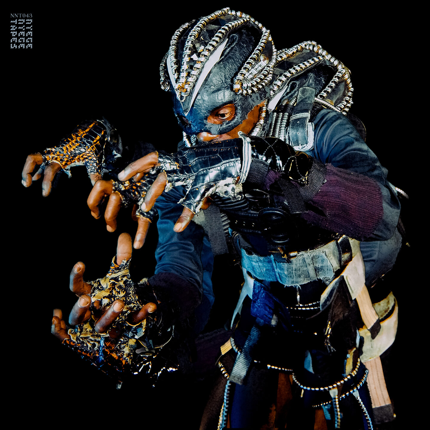 Lady Aicha & Pisco Crane’s Original Fulu Miziki Band of Kinshasa - N ...