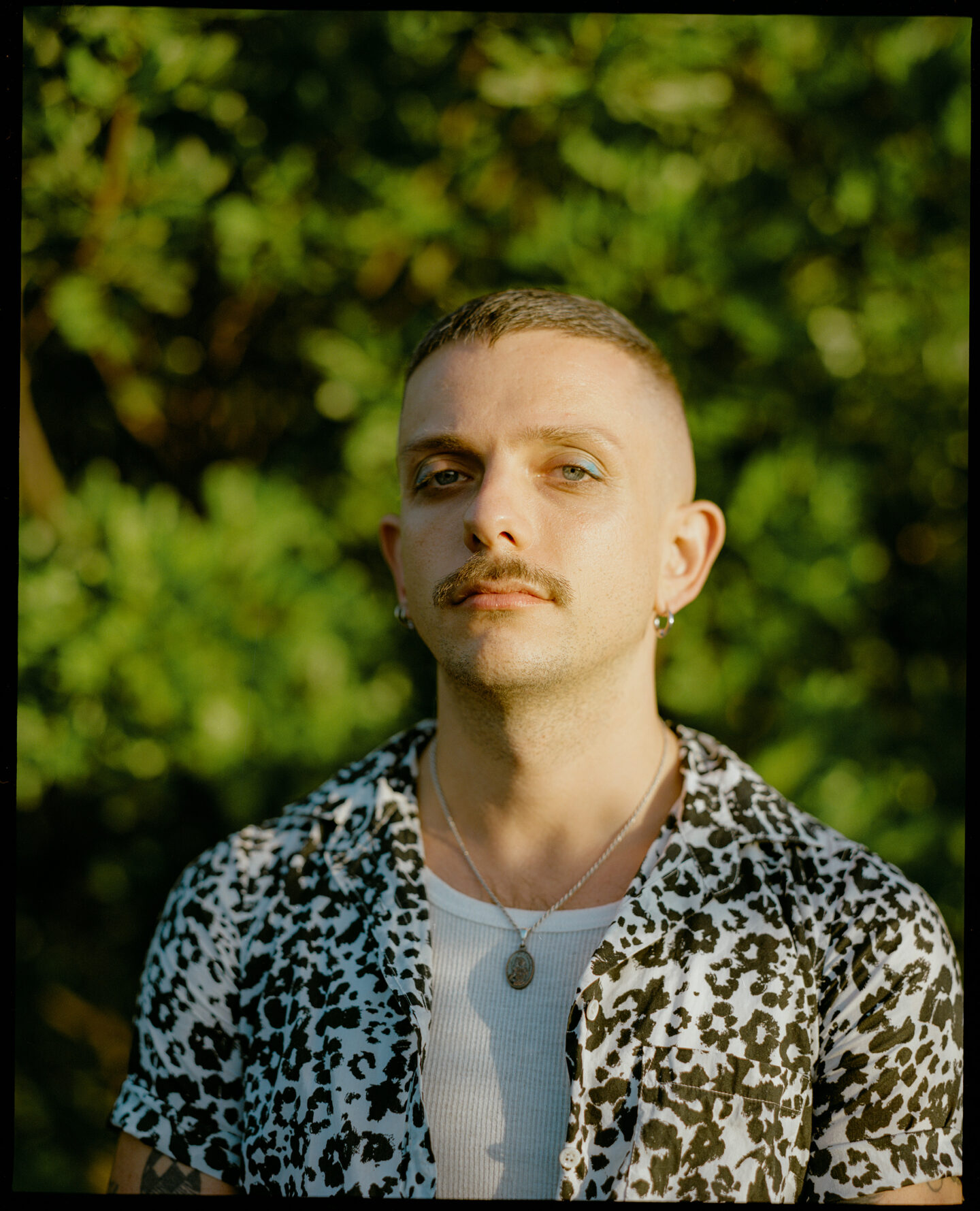 special-interest-mathew-scott-1 - Loud And Quiet