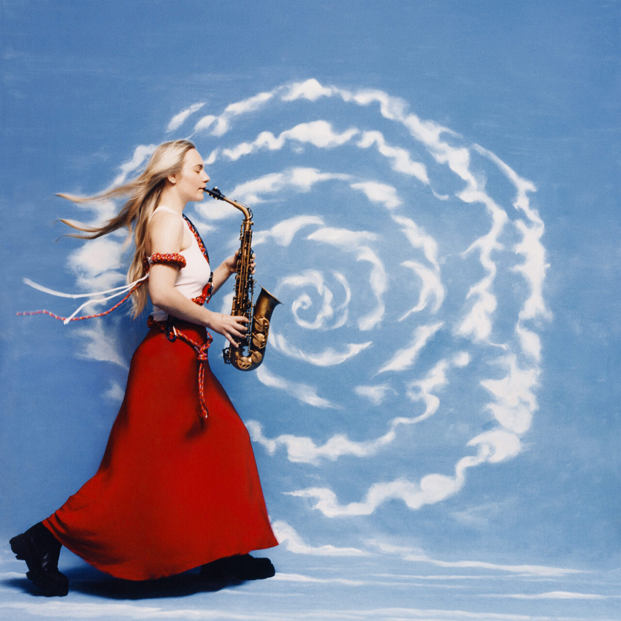 Laura Misch – Sample The Sky - Loud And Quiet